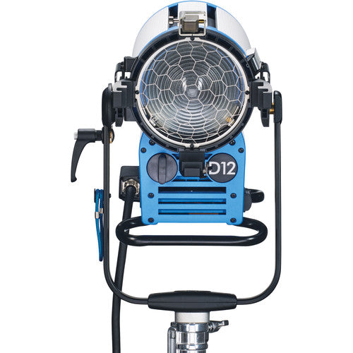 ARRI True Blue D12 HMI 1200W Fresnel Head – skillvision.eu
